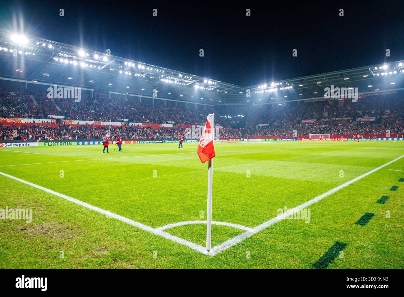 The stadium before the game; vertical total with corner flag in the ...