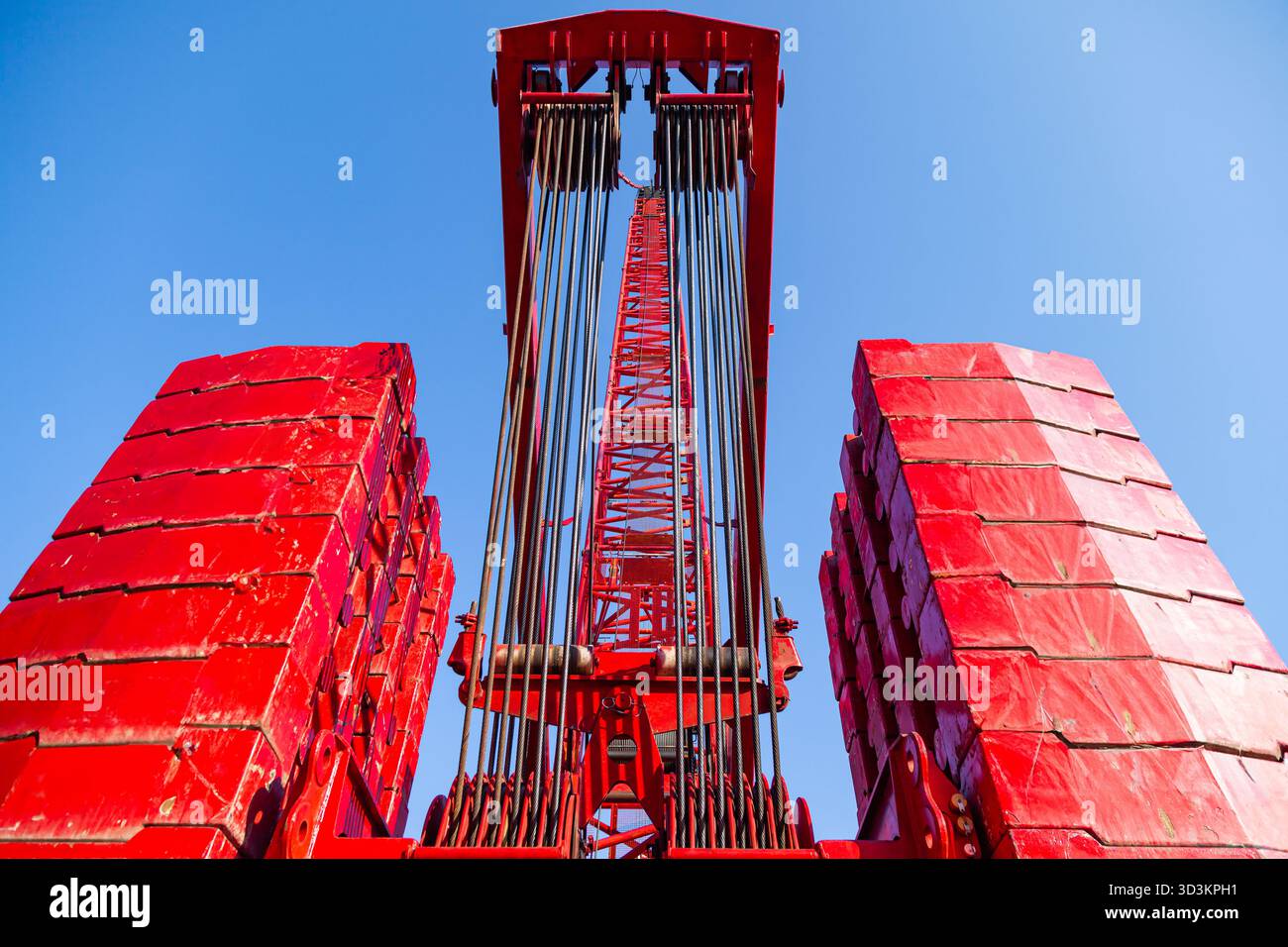 Rear view of crawler crane counterweights, closeup Stock Photo - Alamy