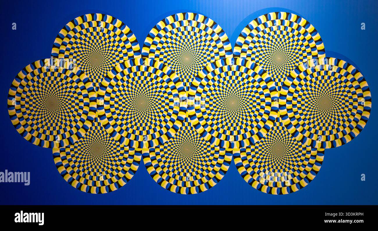 Optical illusion visual effect hi-res stock photography and images - Alamy