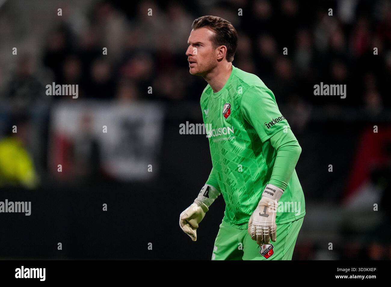 UTRECHT, NETHERLANDS - NOVEMBER 6: FC Utrecht goalkeeper Michael ...