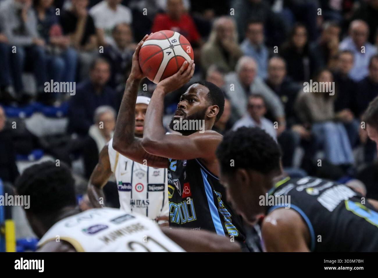 Aljami Durham (Vanoli Cremona) during Vanoli Basket Cremona vs Dolomiti ...