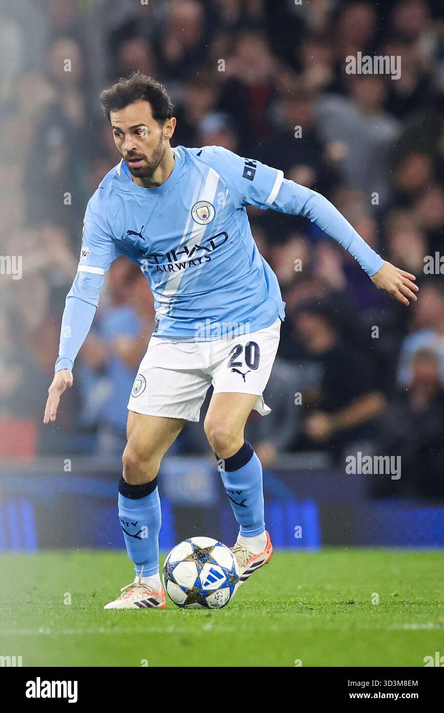 Manchester City midfielder Bernardo Silva (20) in action during the ...