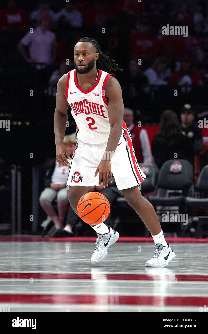 COLUMBUS, OH - NOVEMBER 03: Bruce Thornton #2 of the Ohio State ...