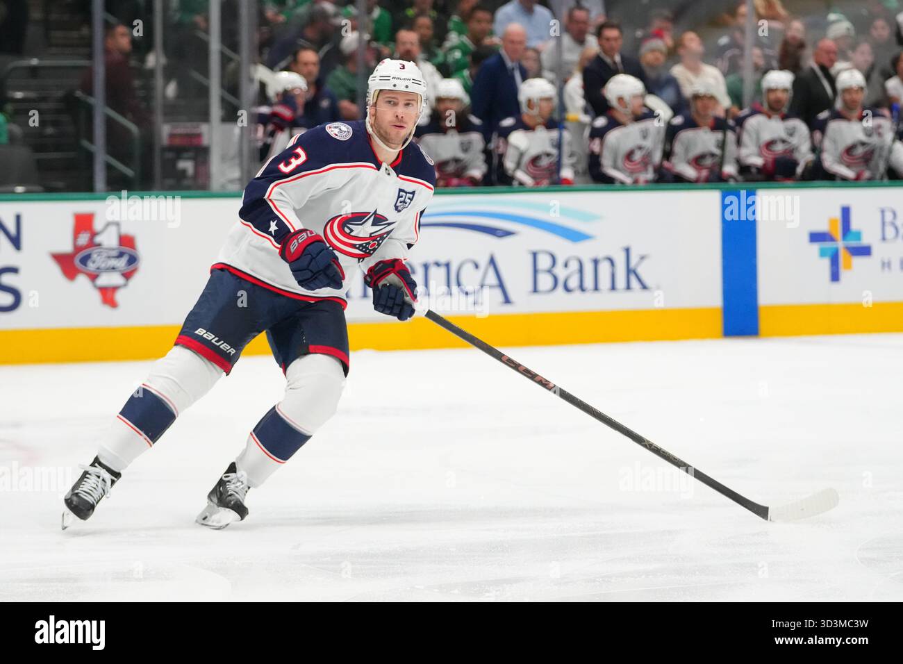 Columbus Blue Jackets center Charlie Coyle skates against the Dallas ...