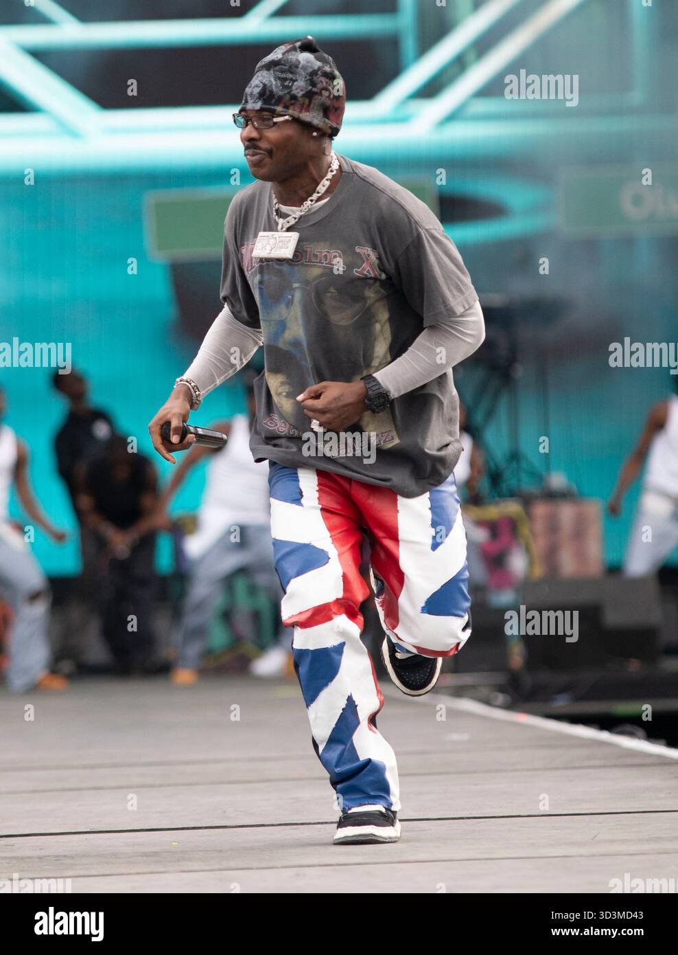 Asake preforming at the Wireless festival Finsbury Park London Stock ...