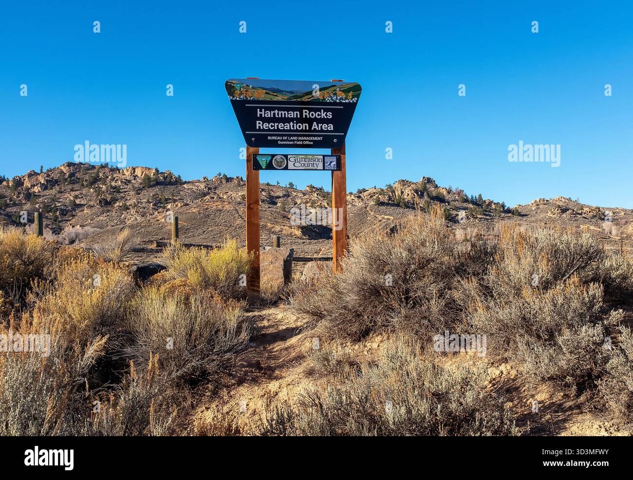 November 06, 2025: Unusually warm November temperatures bring deep blue ...
