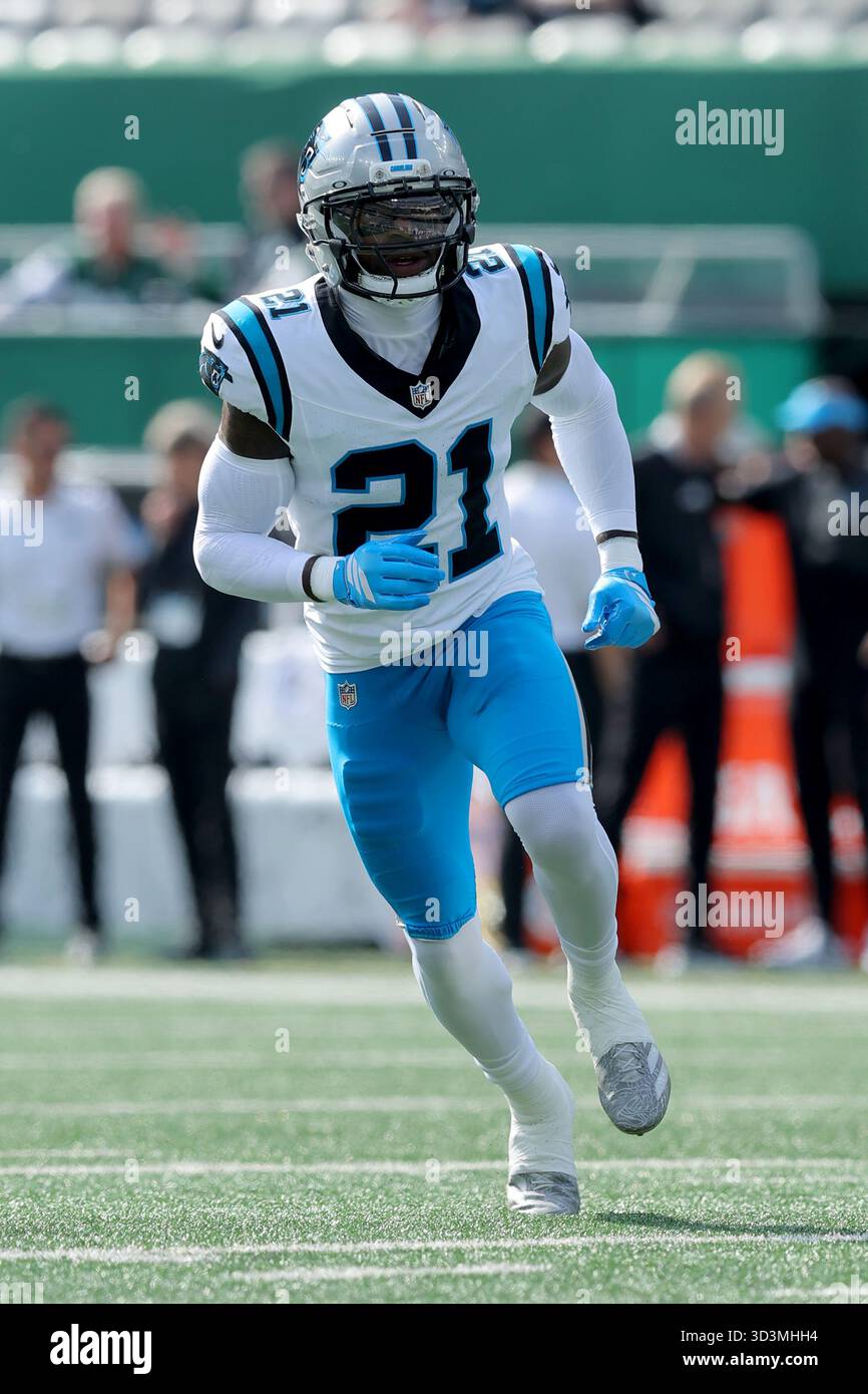 Carolina Panthers safety Nick Scott (21) warms up before an NFL ...