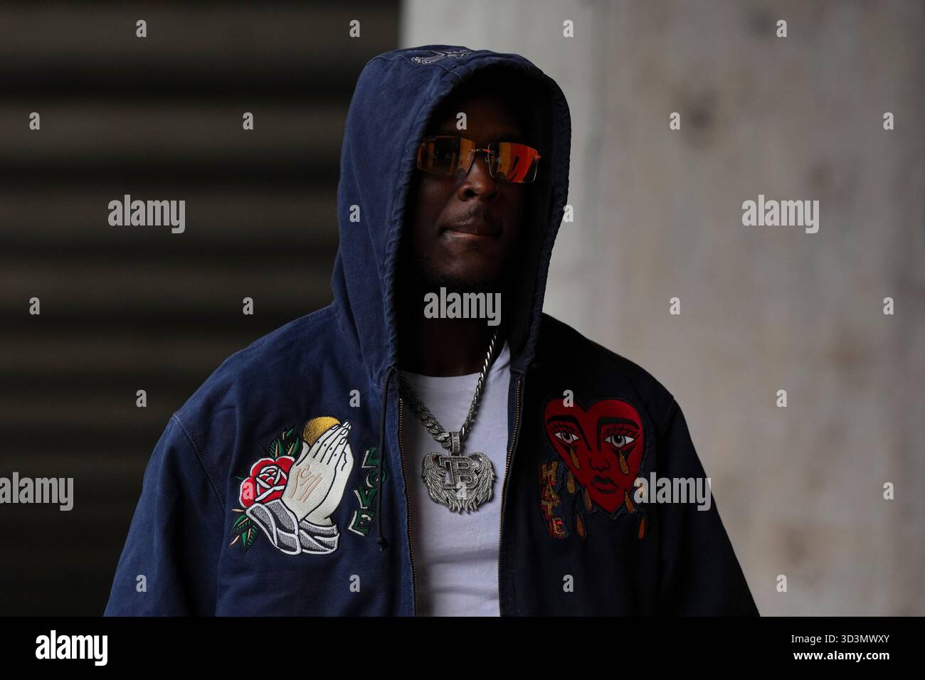 Cincinnati Bengals safety Jordan Battle (27) arrives prior to an NFL ...
