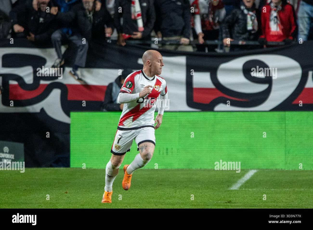 Isaac Palazón of Rayo Vallecano celebrates a goal during the 2025/26 ...