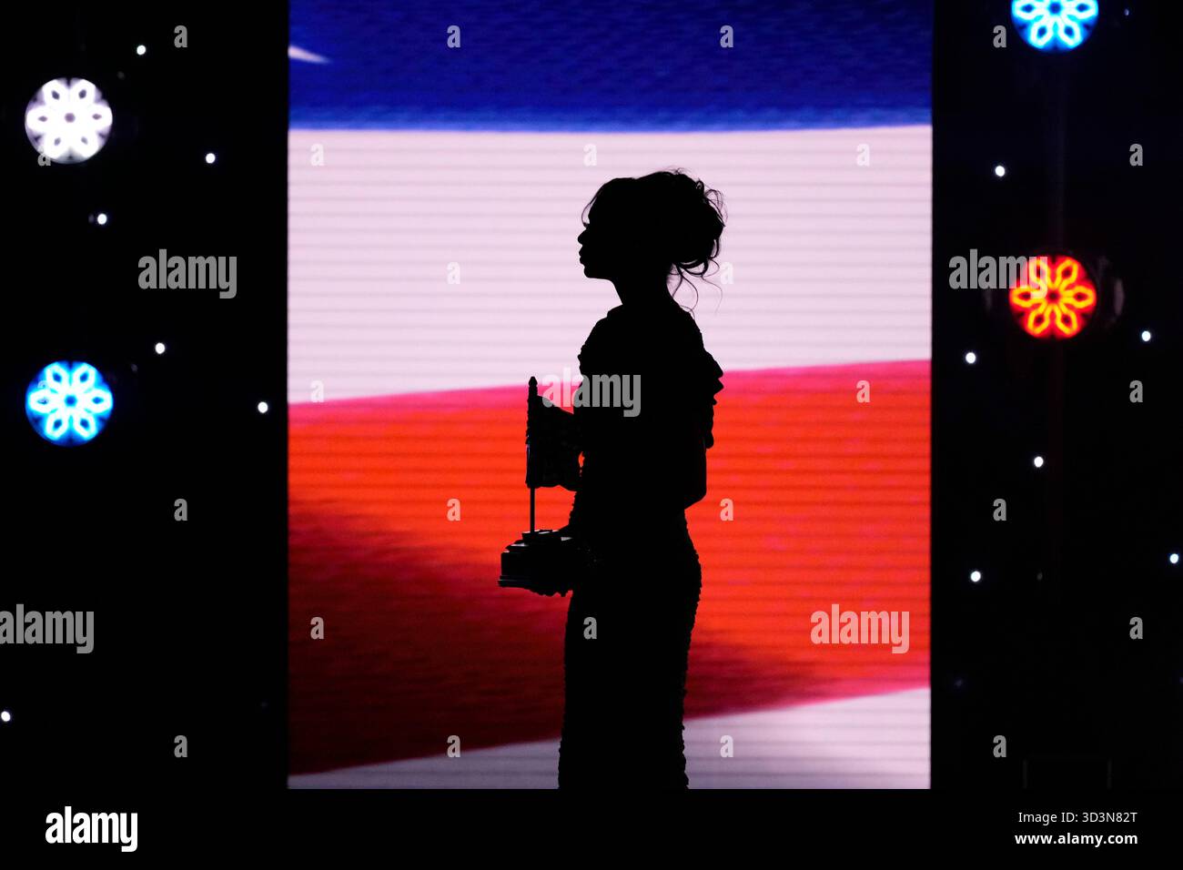 Harris Faulkner waits to present the Salute to Service award during the ...