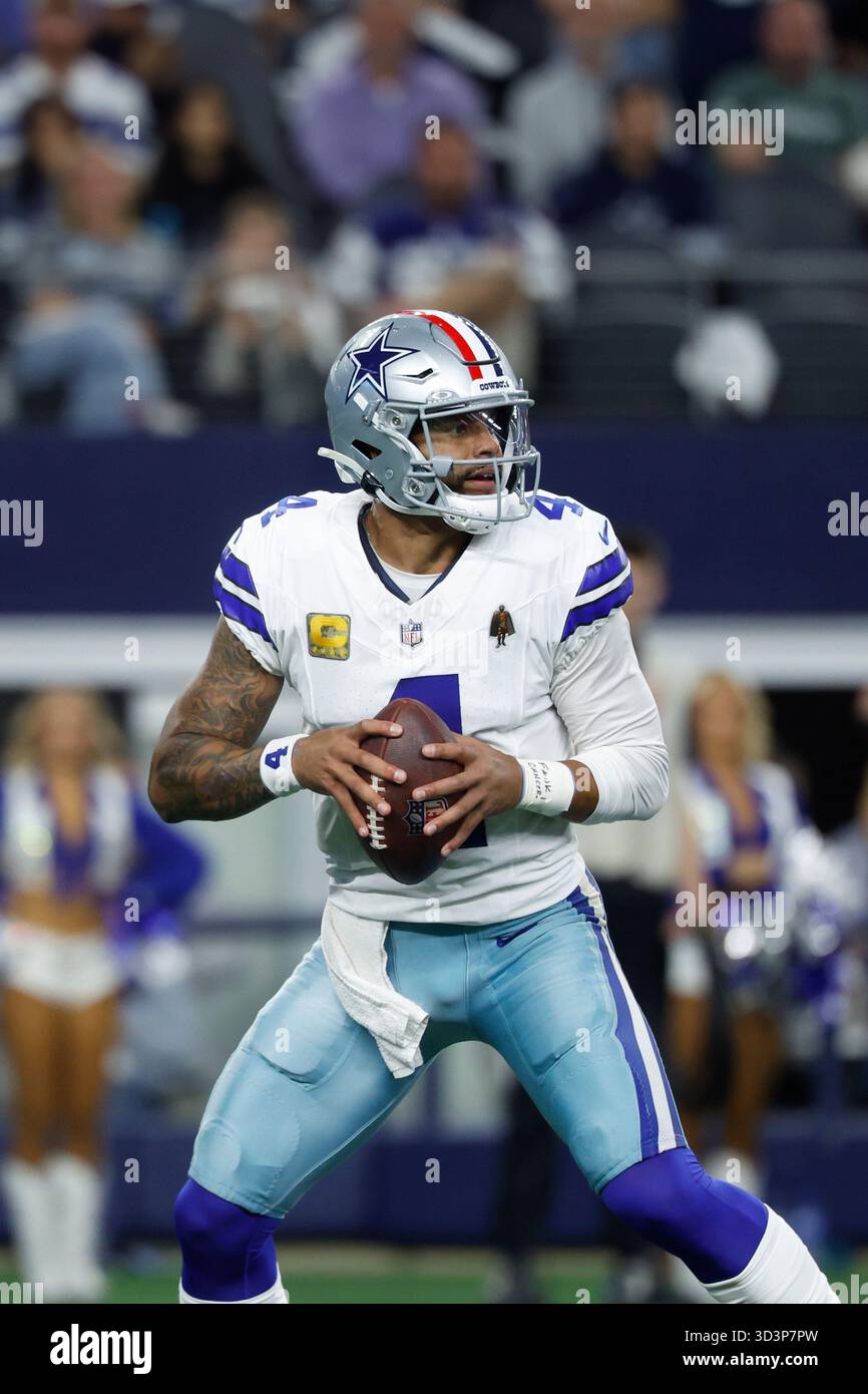 Dallas Cowboys quarterback Dak Prescott (4) looks to pass during a NFL ...