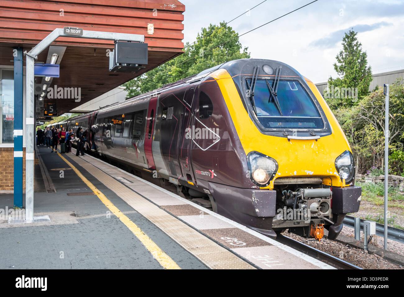 CrossCountry Class 221 Super Voyager tilting diesel-electric multiple ...