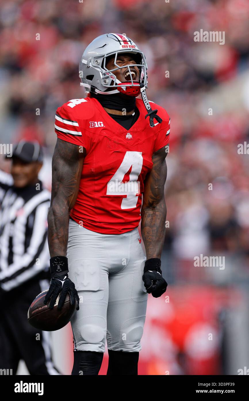 COLUMBUS, OH - NOVEMBER 01: Jeremiah Smith #4 of the Ohio State ...