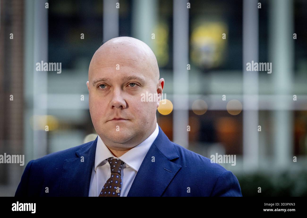 THE HAGUE - Thierry Aartsen, outgoing State Secretary for Public ...