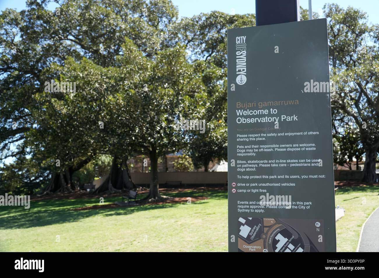 Observatory park entrance sign hi-res stock photography and images - Alamy