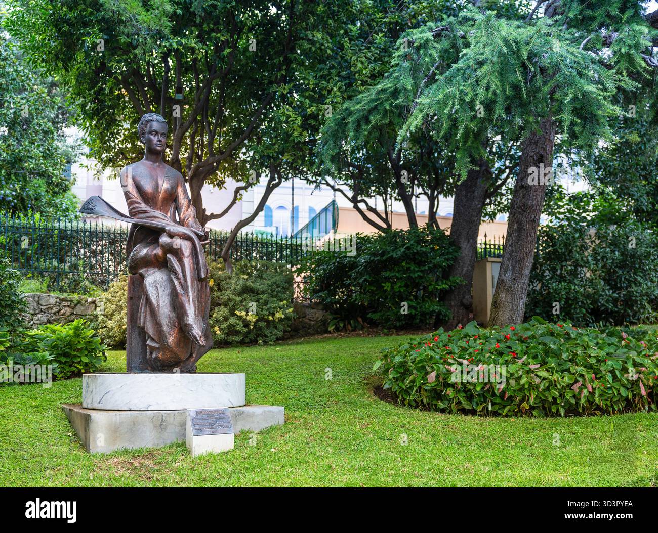 Princess grace sculpture kelly hi-res stock photography and images - Alamy