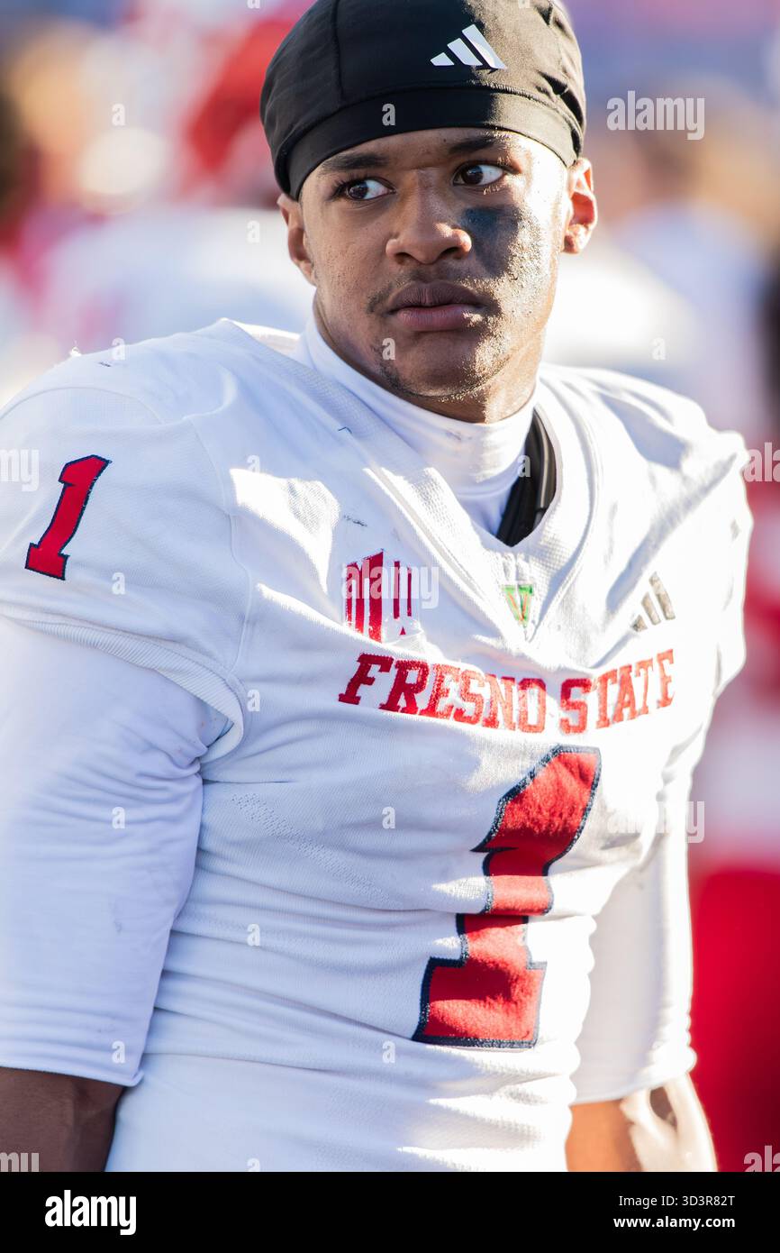 BOISE, ID - NOVEMBER 01: Fresno State Bulldogs defensive back Jakari ...