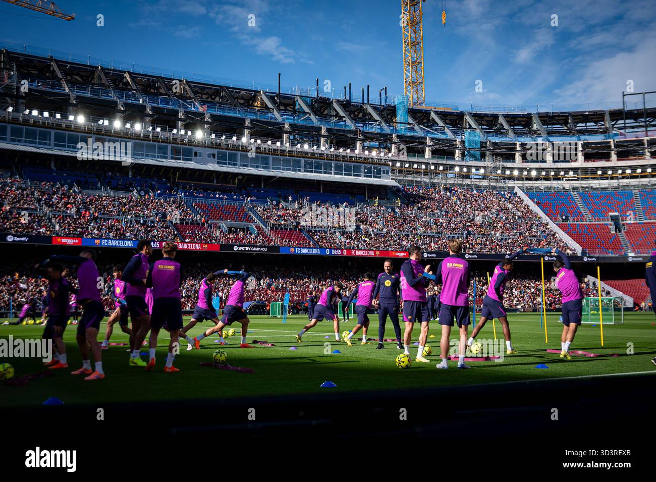 Player of FC Barcelona during FC Barcelona's first training at Spotify ...