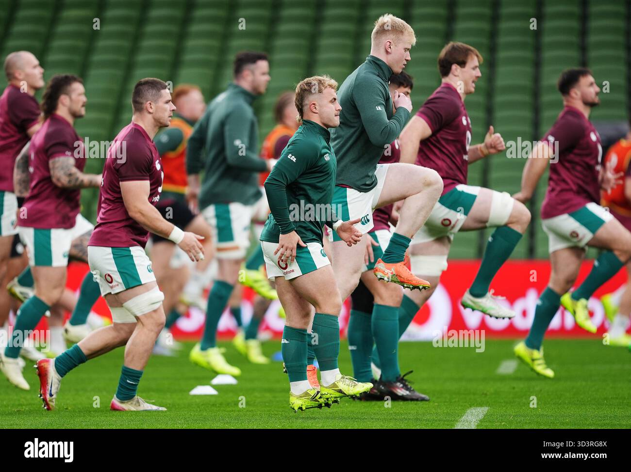 Ireland's Craig Casey (centre) during the captain's run at the Aviva ...