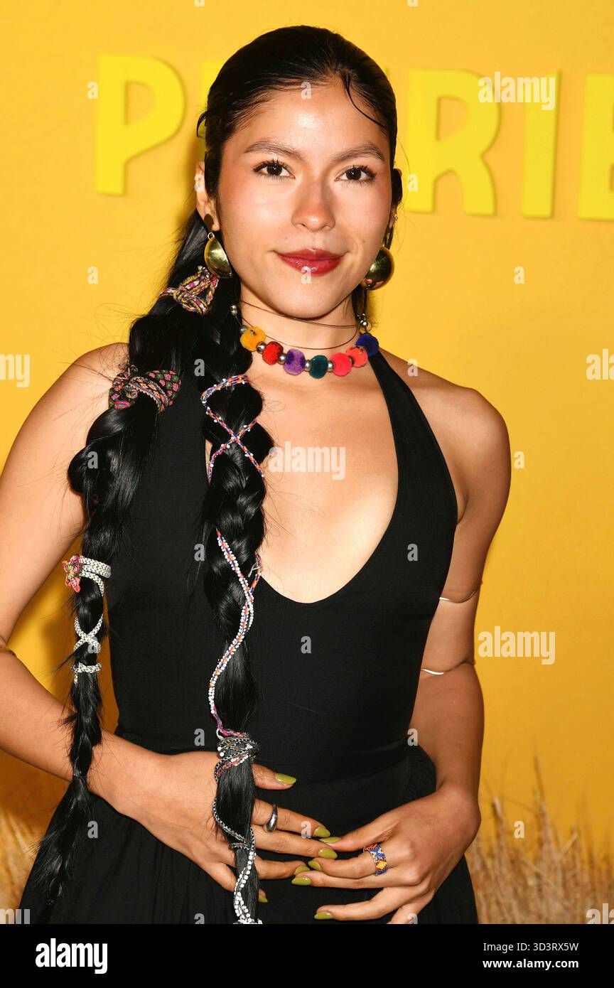 Darinka Arones bei der Premiere der Apple TV Serie Pluribus - Glück ist ...