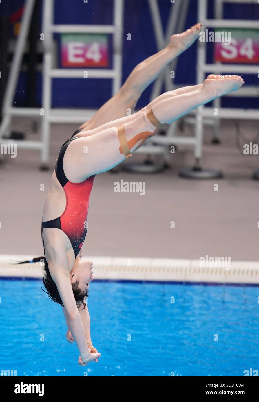 (251107) -- GUANGZHOU, Nov. 7, 2025 (Xinhua) -- Chen Yiwen/Lin Shan ...