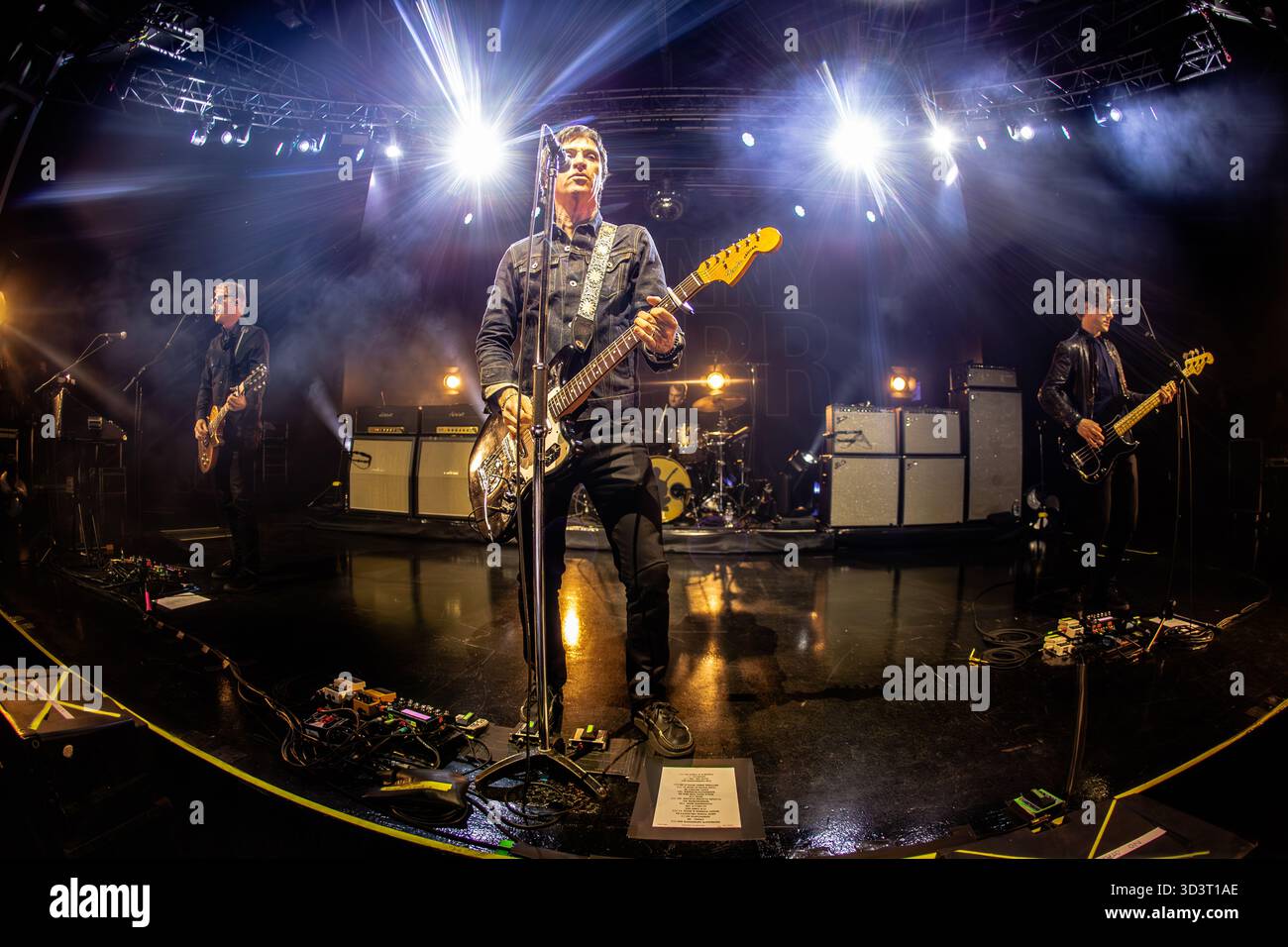 Milan Italy. 06th nov 2025. The British singer-songwriter and guitarist ...