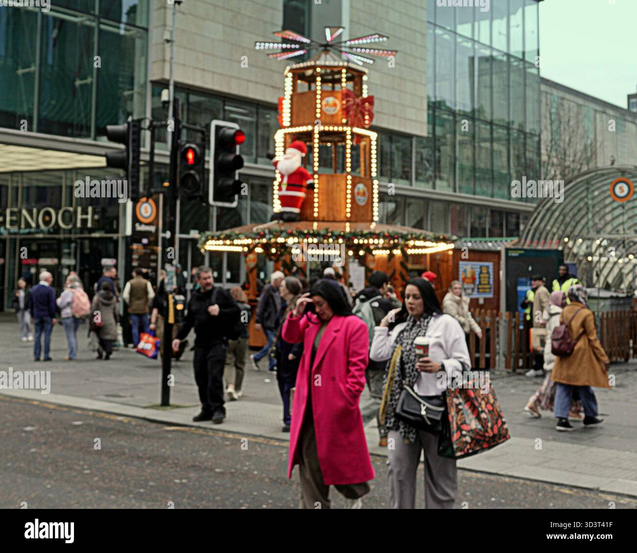 Glasgow, Scotland, UK. 7th November, 2025. The glasgow winter ...