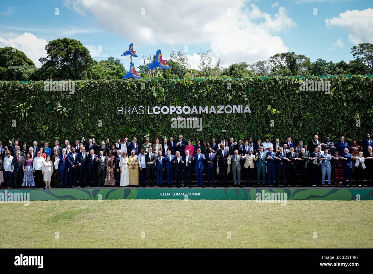 07 November 2025, Brazil, Belém: Federal Chancellor Friedrich Merz (9th ...