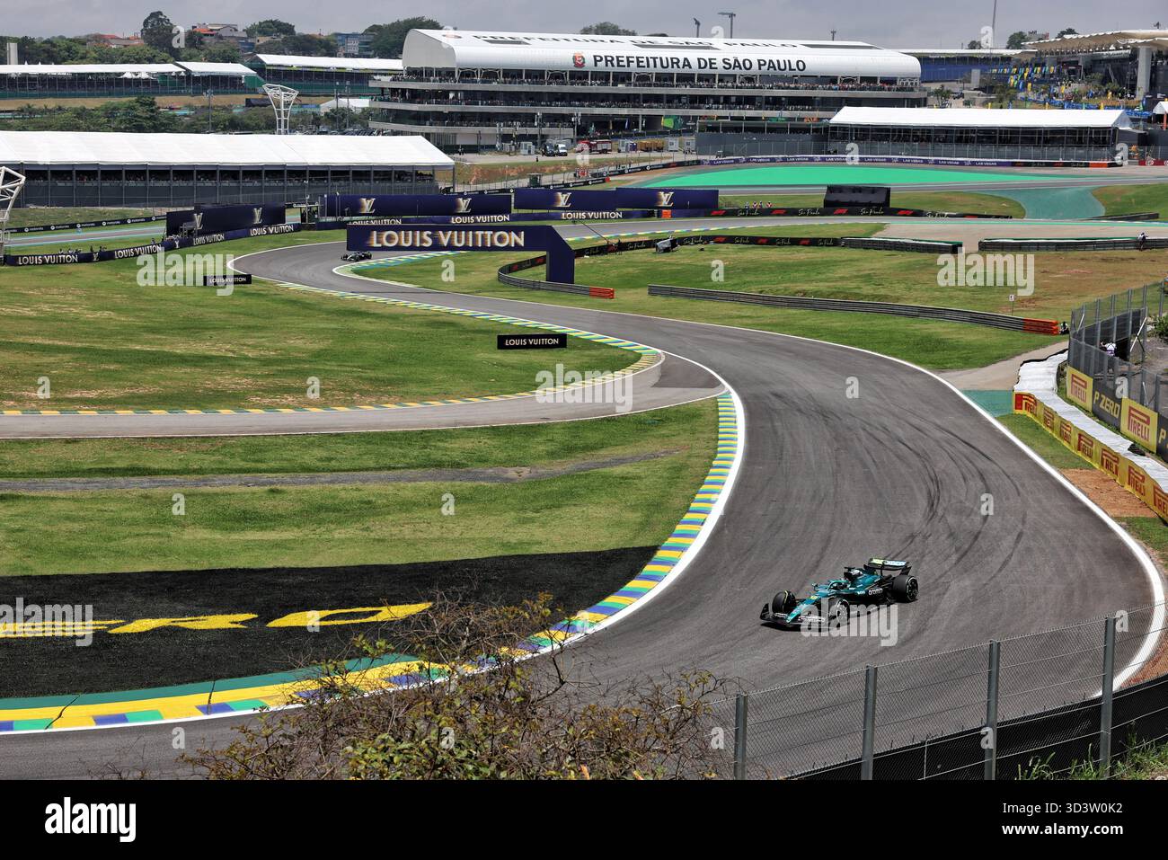 Lance Stroll (CDN) Aston Martin F1 Team AMR25. 07.11.2025. Formula 1 ...
