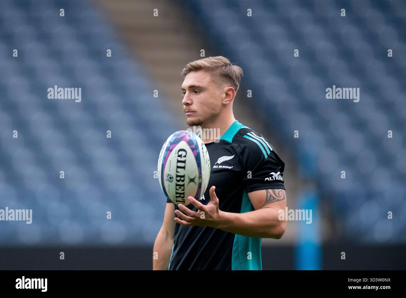 New Zealand's Cortez Ratima during the team run at Scottish Gas ...
