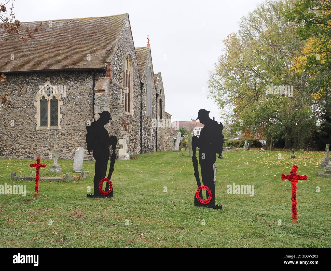 Upchurch, Kent, UK. 7th Nov, 2025. Remembrance poppy display in ...