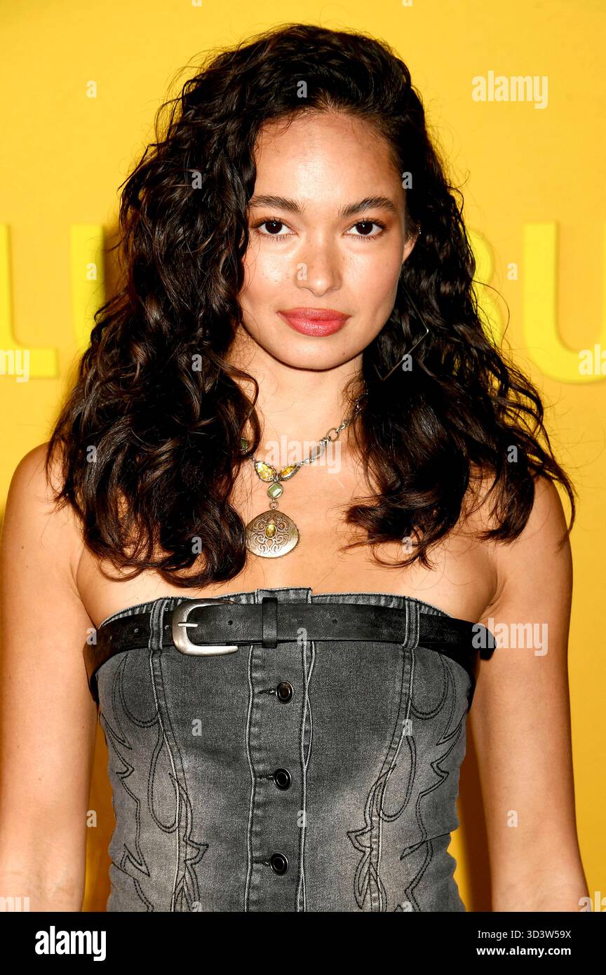 Dani Oliveros at the premiere of the Apple TV+ series 'Pluribus - Glück ...