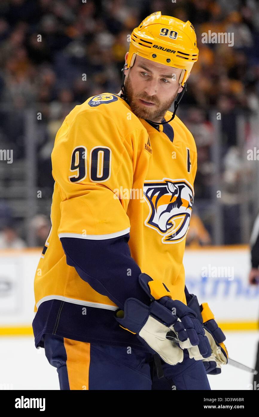 Nashville Predators center Ryan O'Reilly (90) plays during the second ...