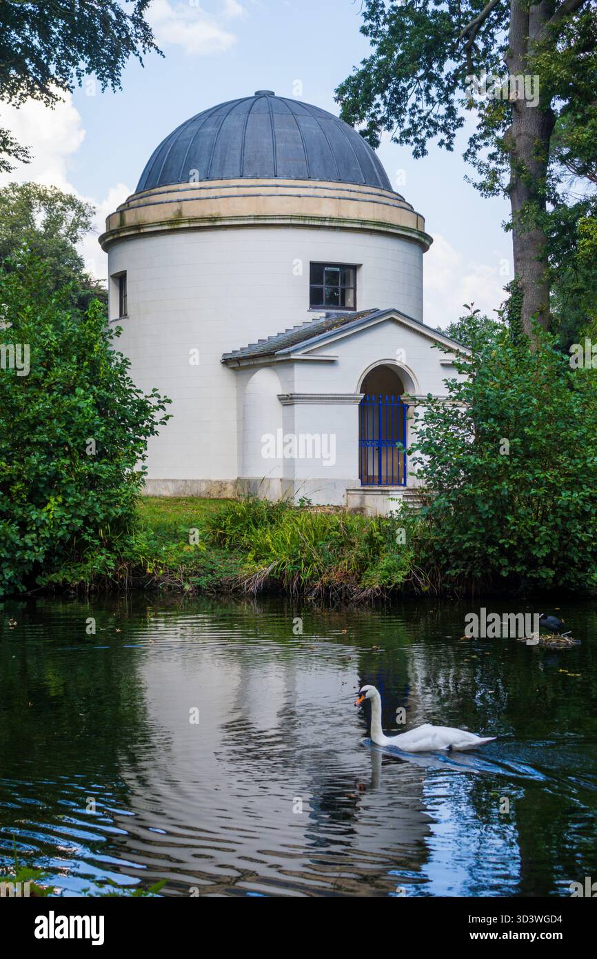 Ionic Temple, Chiswick House and Gardens, London, UK Stock Photo - Alamy