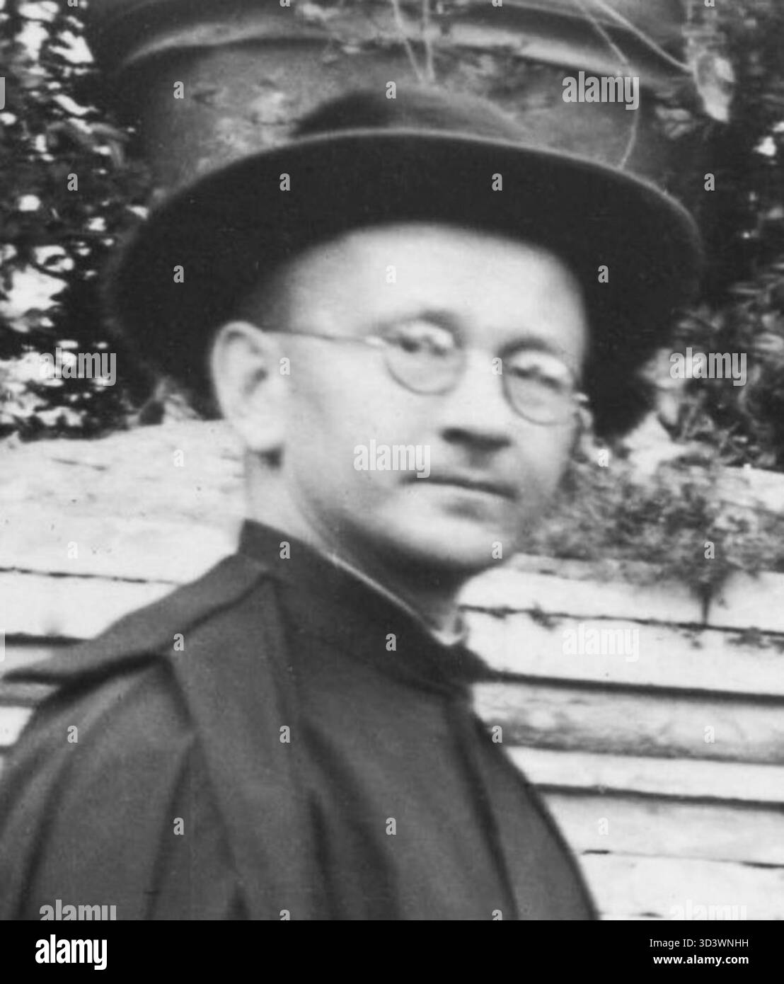 Wadyslaw Lohn (1900-1978), a Polish Jesuit and theology professor, was ...