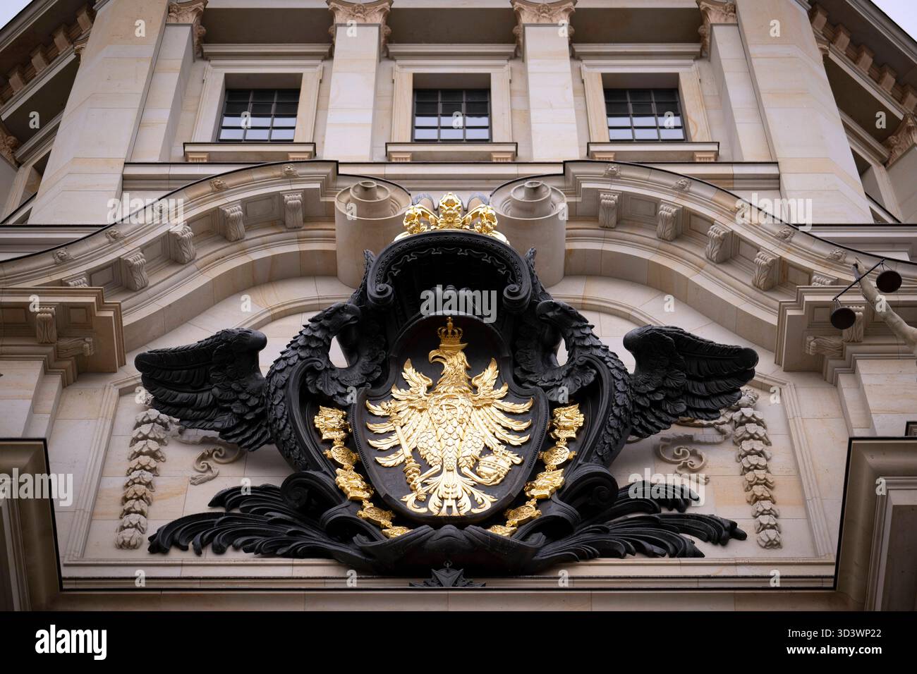 Facade nach dem schlossplatz hi-res stock photography and images - Alamy