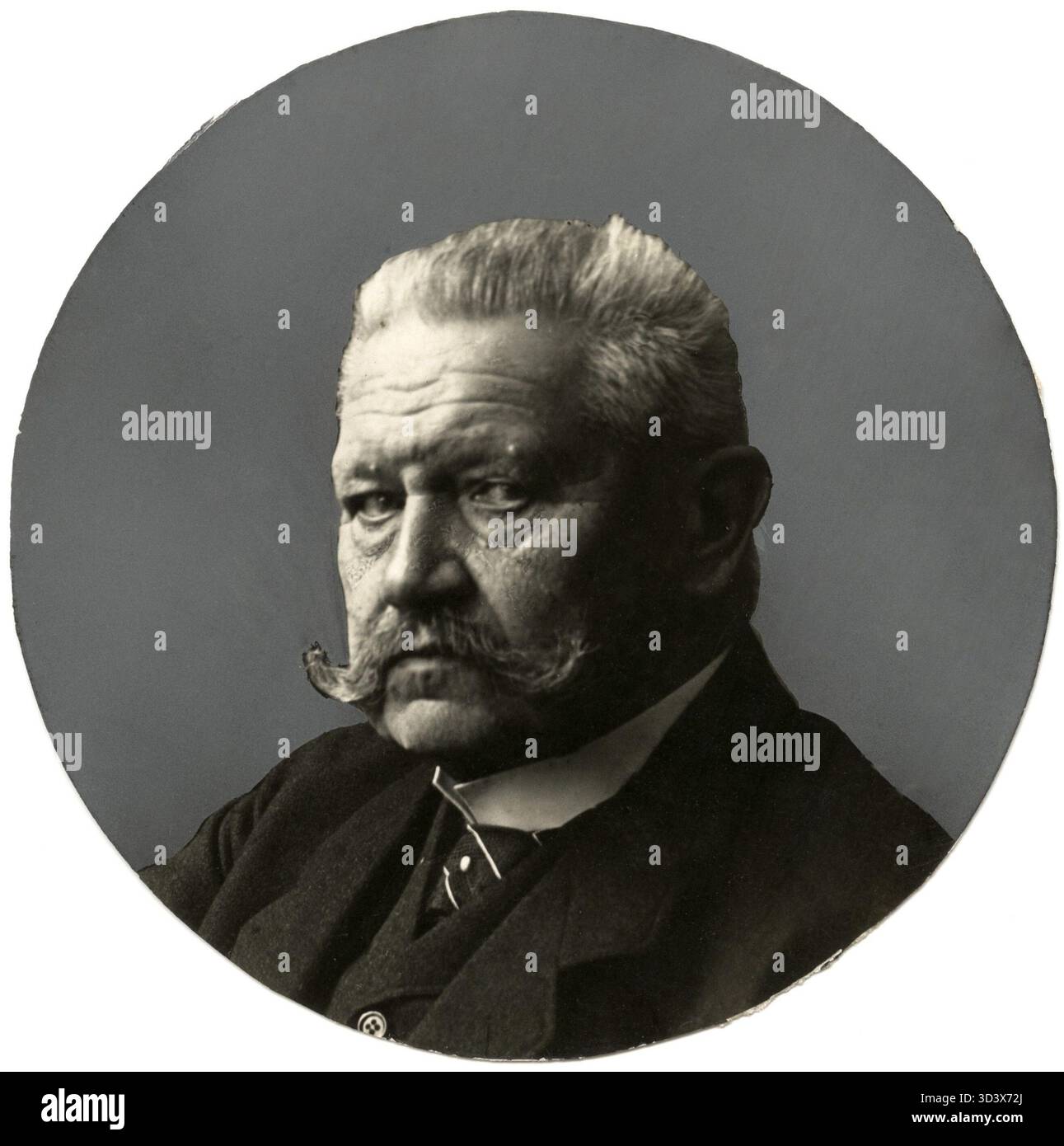 Weimar republic politics Cut Out Stock Images & Pictures - Alamy