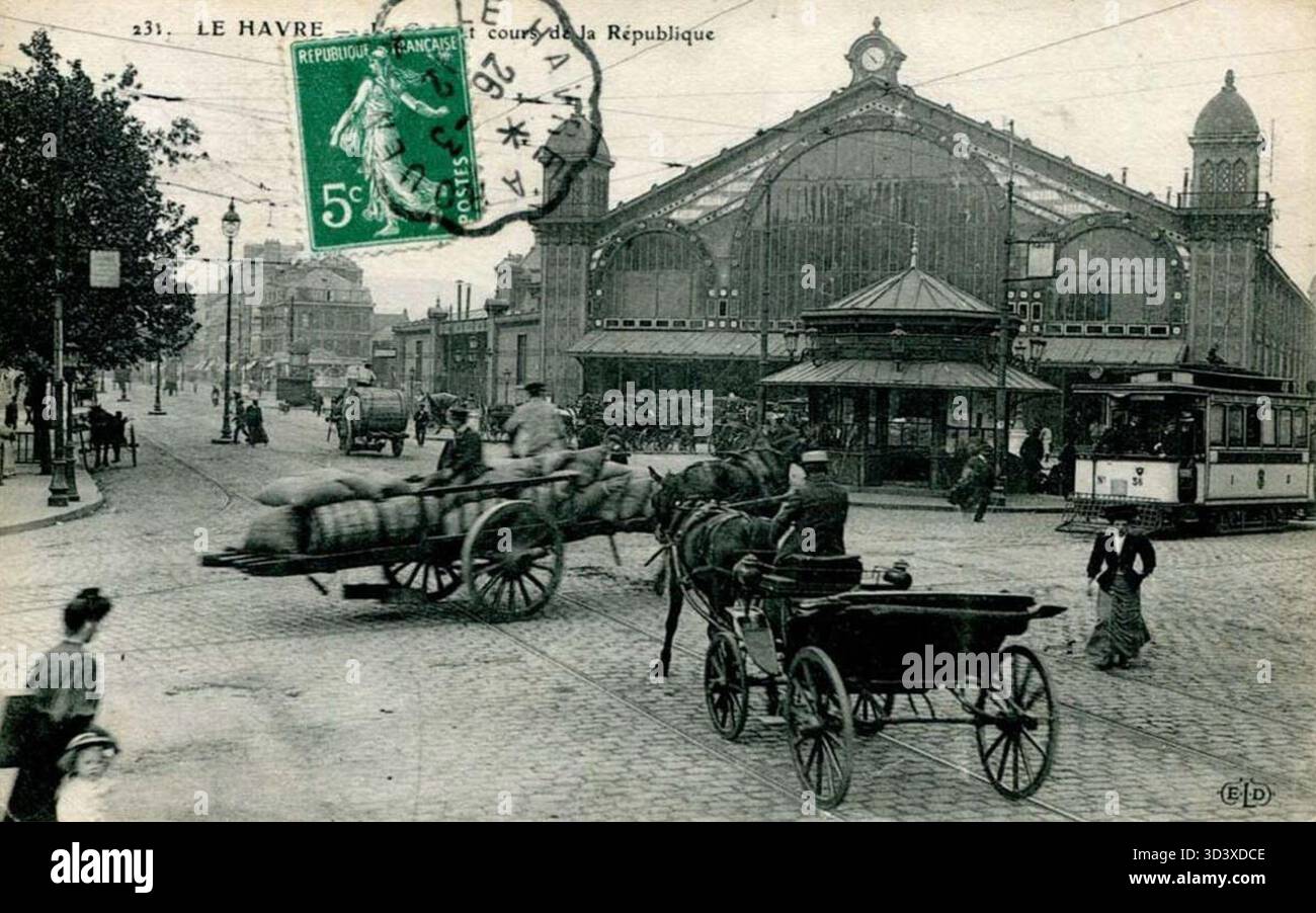 This photo from around 1912 shows Le Havre’s train station and Cours de ...