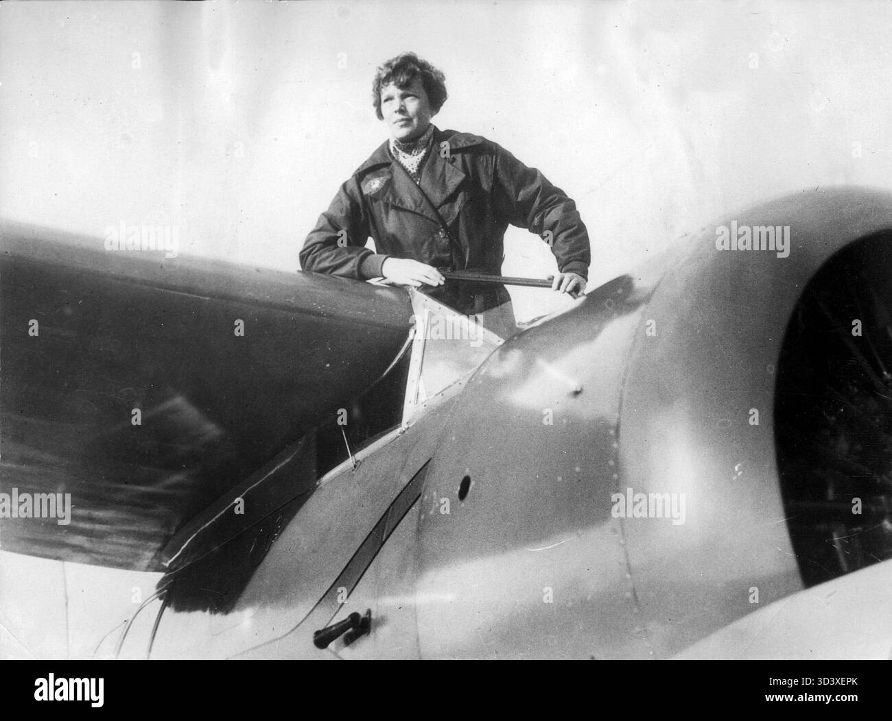 Amelia earhart Black and White Stock Photos & Images - Alamy