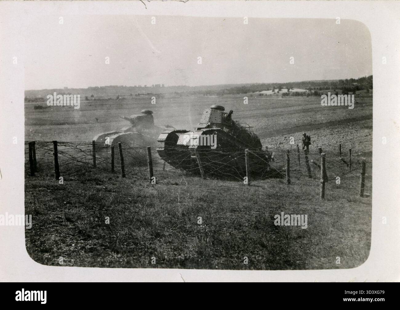 Lithuanian light tanks Renault FT-17 engaged in military exercises ...