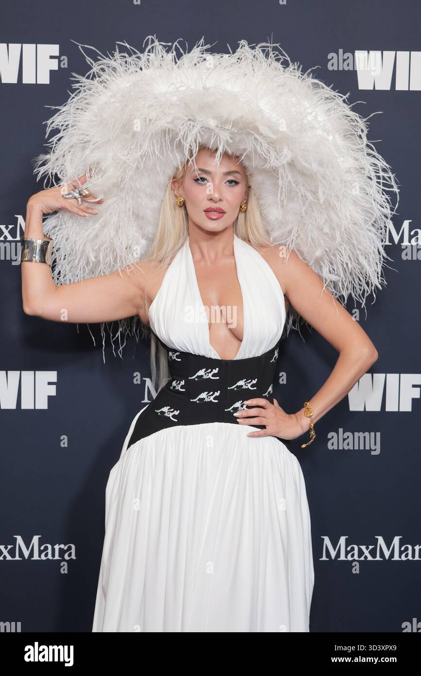 Jewel Farshad Attends The 2025 Wif Honors Presented By Max Mara At The