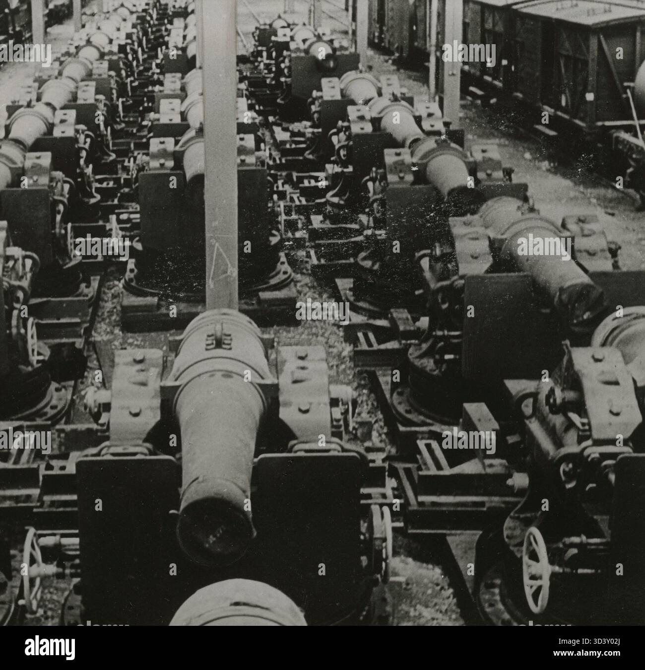 German mortars world war ii hi-res stock photography and images - Alamy