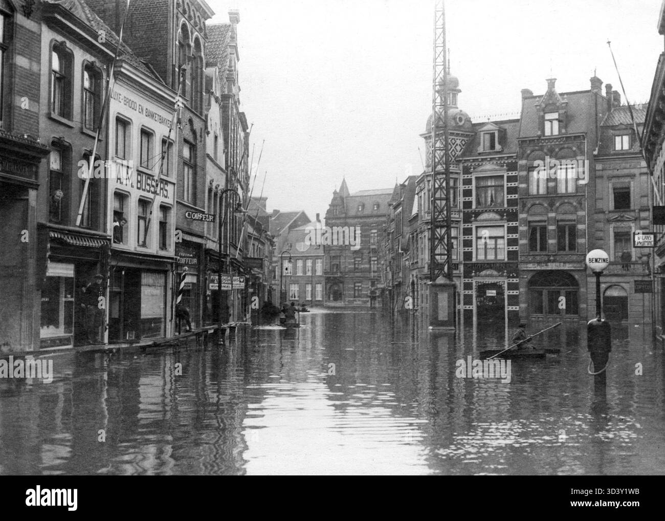 This image shows the severe flooding in the center of Venlo ...