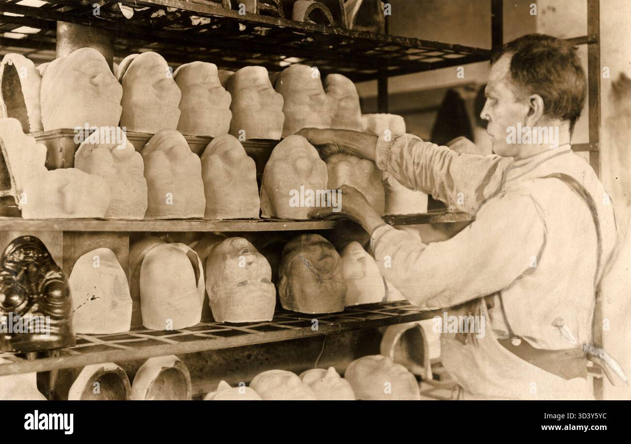 Werkuniform hi-res stock photography and images - Alamy