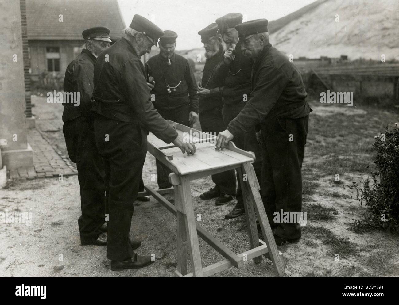 Seamans house residents hi-res stock photography and images - Alamy