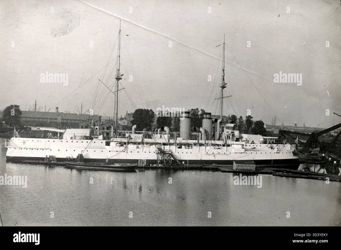 Dutch navy: The armored ship 'De Zeven Provinciën', newly commissioned ...