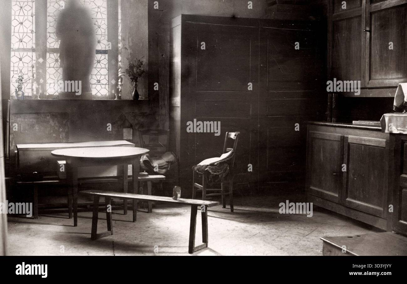 Fanatical clergy hi-res stock photography and images - Alamy