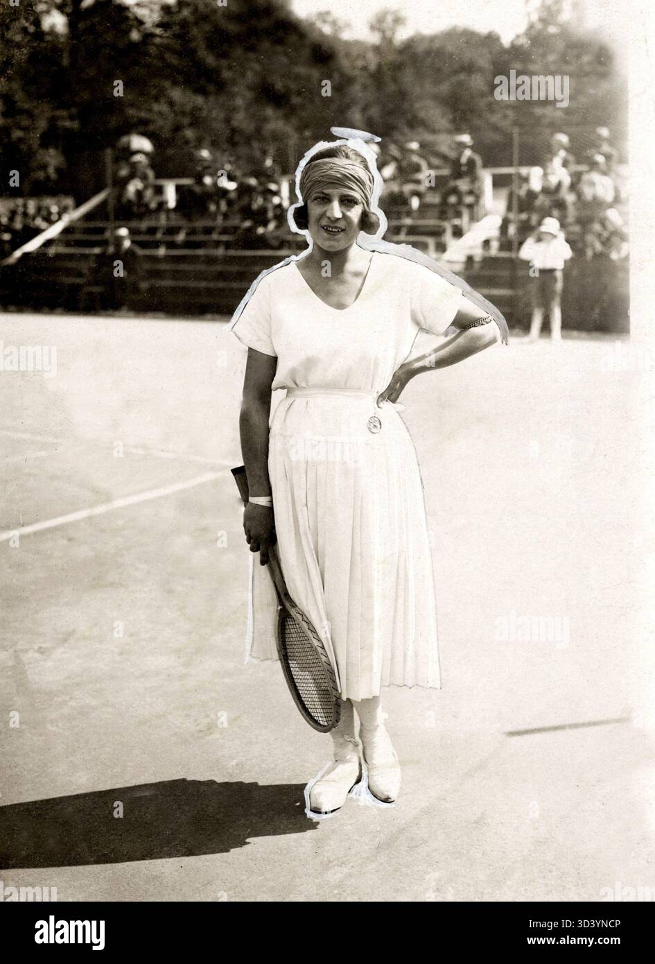 Suzanne Lenglen, the world tennis champion, competes in 1920 Stock ...