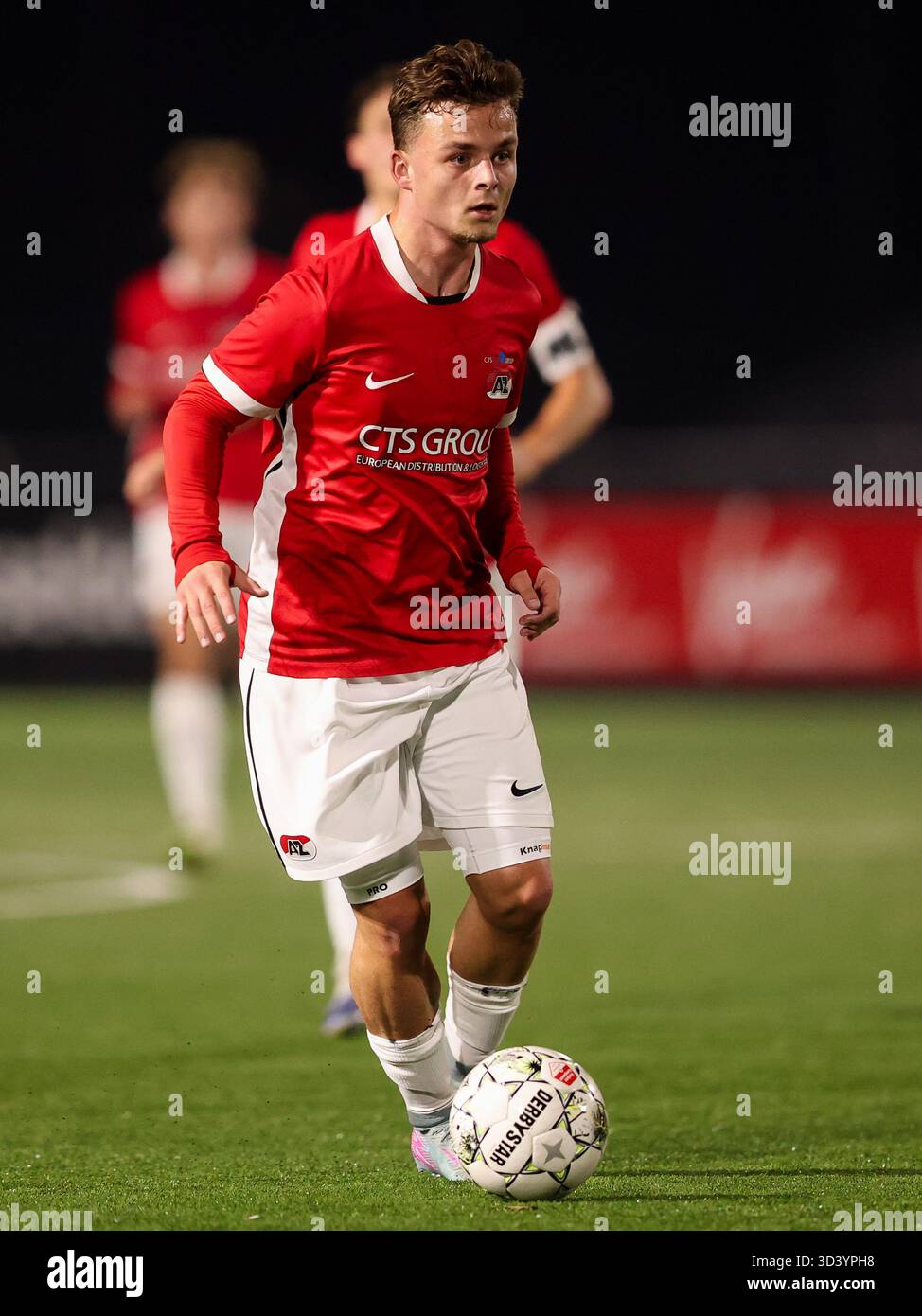 WIJDEWORMER, THE NETHERLANDS - NOVEMBER 7: Jasper Hartog of Jong AZ ...