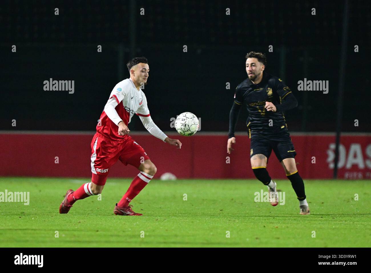 UTRECHT , 07-11-2025 , Sportpark Zoudenbalch , season 2025 / 2026 ...